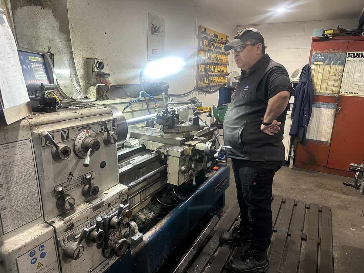 Expert Machine Services for Optimal Performance